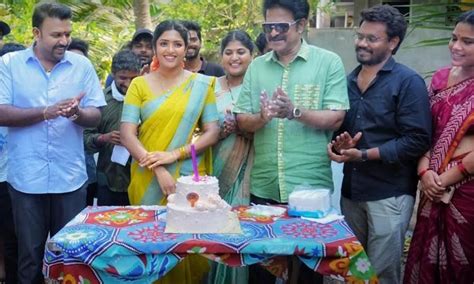 Director Tharun Bhascker Ventures Into Lead Role Opposite Eesha Rebba