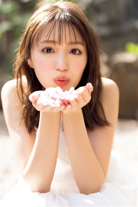 天心vs武尊戦ラウンドガール・高橋凛、大人の色気を惜しげもなく披露したデジタル写真集発売 Entame Next アイドル情報総合ニュースサイト