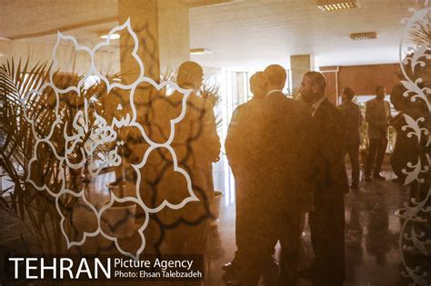 دیدار صمیمانه کارکنان شهرداری تهران با عیسی شریفی آژانس عکس تهران