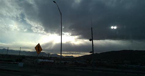 I Looked Up And Saw Someone Looking Down Imgur