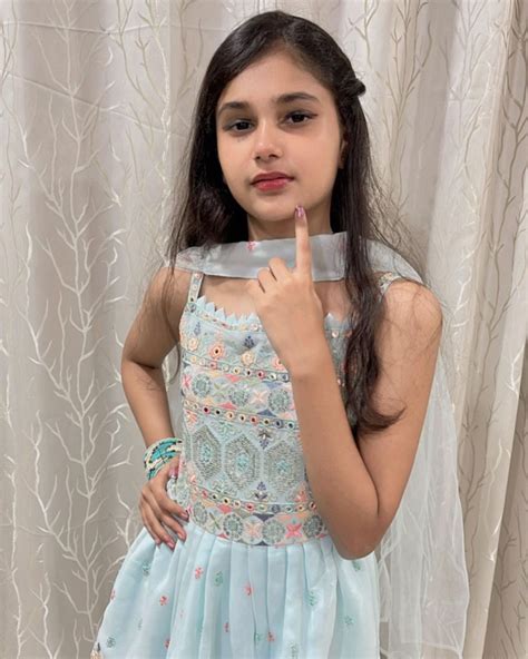 Alan Amjad Fans Sara Dudda Danatar Divyana Pandya Grx Photos Alan Amjad Fans Grx Hot Photos