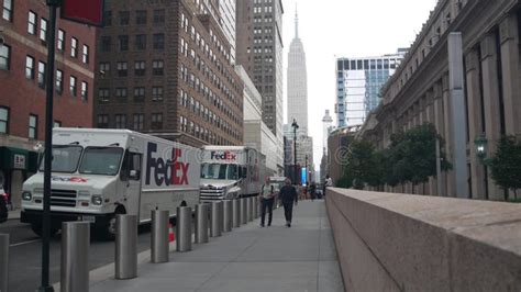 New York City Manhattan Street Empire State Usa Federal Express