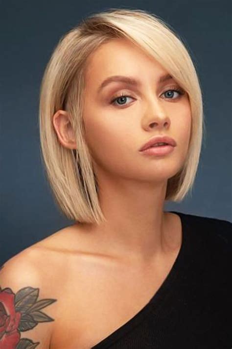Asymmetrical Bob Round Face