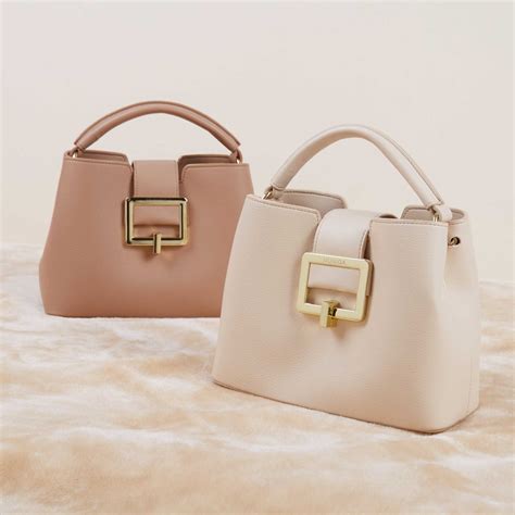 Highlight Bags Line Shopping