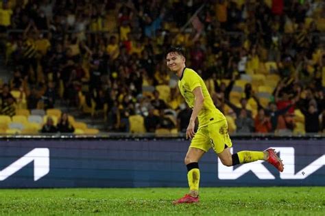 Stuart Wilkin Midfield Malaysia National Football Team