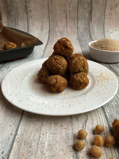 Vegane High Protein Fleischbällchen Anna Goes Fit