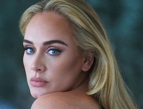 Adele Cai No Choro Ao Ver Céline Dion Na Plateia De Seu Show Em Las Vegas