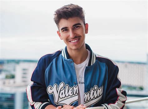 Sebastian Dobrincu A Muncit De Mic Pentru Tot Ce Are „eu La 13 Ani