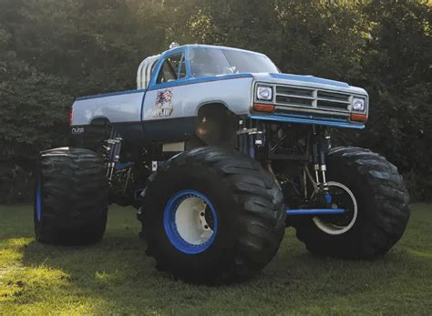 A 66l Cummins Monster Truck Build Diesel World
