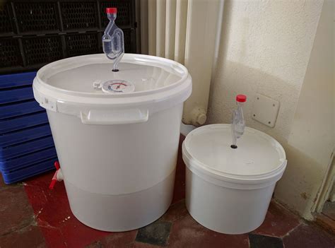 1 Gallon Plastic Beer Fermenter Gallonbrewing