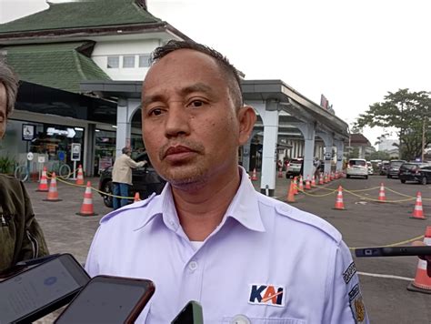 Daop 2 Bandung Terus Ingatkan Masyarakat Tidak Melakukan Aktivitas Di Sekitar Jalur Ka Kapolid