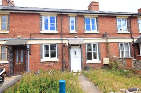 Caxton Place Oswestry 2 Bed Terraced House £80 000