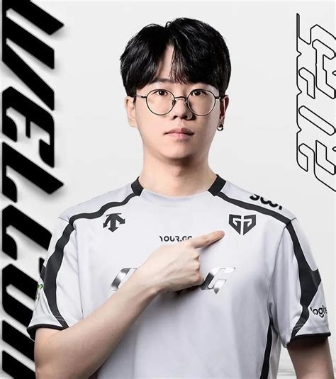 이거 합성사진이었구나 발로란트 에펨코리아