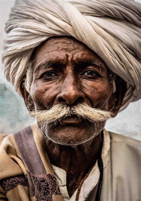 Pin By ᎷᎧᏁᏖᏕᏋ β Λ Ŀ Λ On National Geographic Old Man Portrait Male