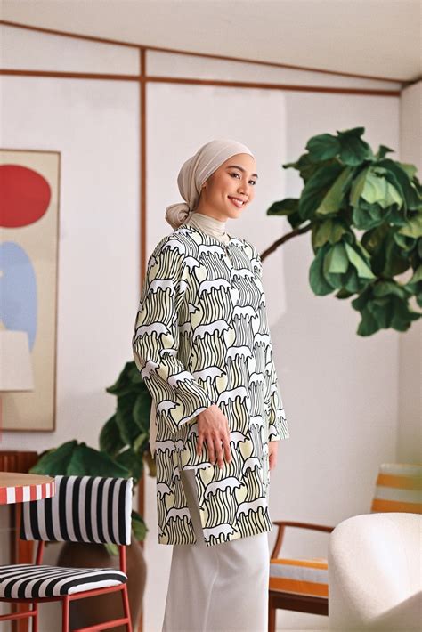 The Akari Women Nyaman Kurung Top Nami Pokokscom