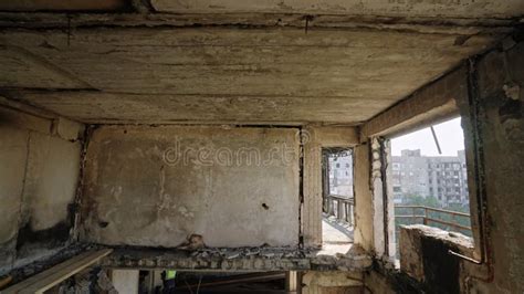 Departamentos Quemados Muestran Secuelas De La Guerra Con Techos