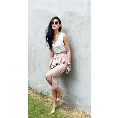 ปักพินโดย Missjuju ใน Vicki Sunisa Jett