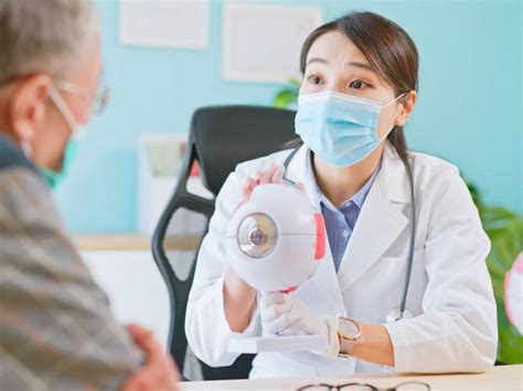 Can Dry Eyes Cause Flashing Lights Sight360