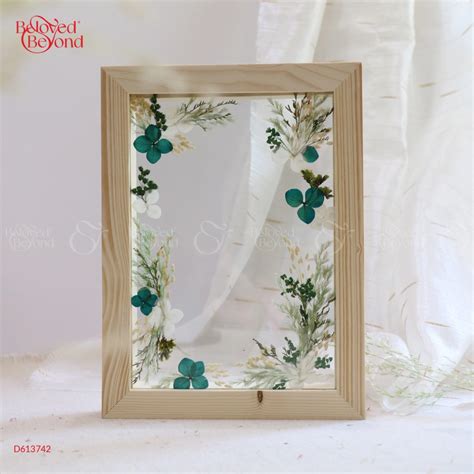 Khung Hoa Lồng Hình Ảnh 02 Sử Dụng Khung Tranh Hoa Khô Flora Collab