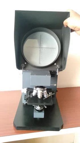 Polarizing Projection Microscope At Best Price In Ambala By The