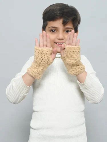 Beige Woollen Hand Gloves At ₹ 499 Pair In Kanpur Id 2851264904962
