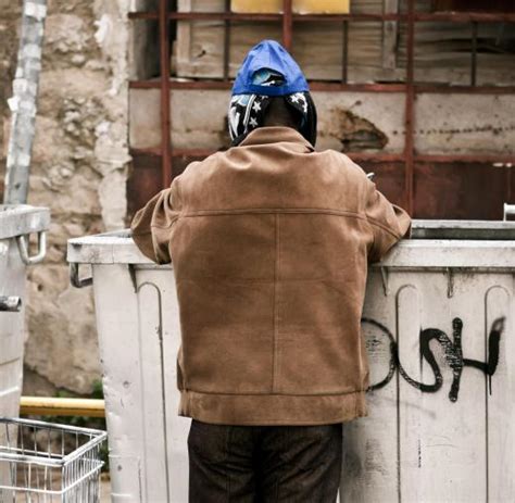 What Is Panhandling With Pictures