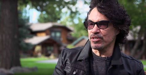 Spokesperson For Movember John Oates Opens Up On Why He Shaved