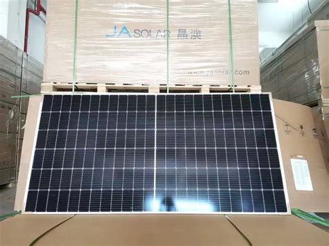 Ja Solar Mono Half Cell Solar Panels 545w 550w Photovoltaic Solar Panel