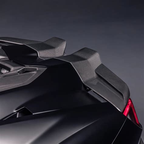 Lamborghini Revuelto Carbon Fiber Active Rear Spoiler Ryft