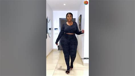 Baebronx Plus Size Curvy Fashion Model Biography Wiki Lifestyle