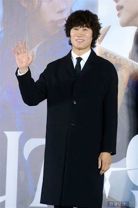 진성규 멋진 미소~ 한국경제