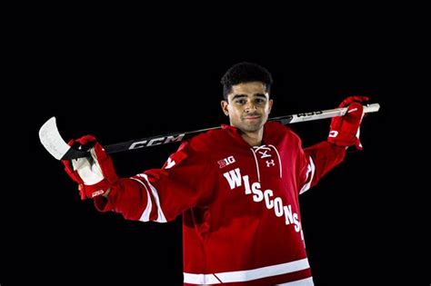 Simon Tassy Forward Winger Wisconsin Badgers Nil Profile Opendorse