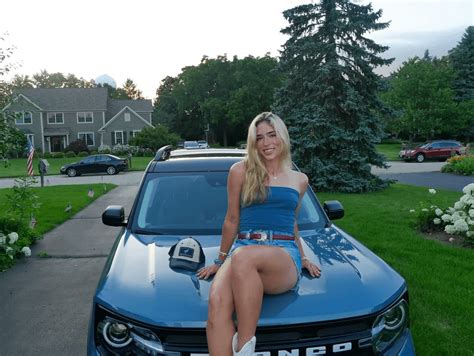 All About Korbin Albert Controversies Partner Stats Salary And Net Worth Hot Soccer Girls