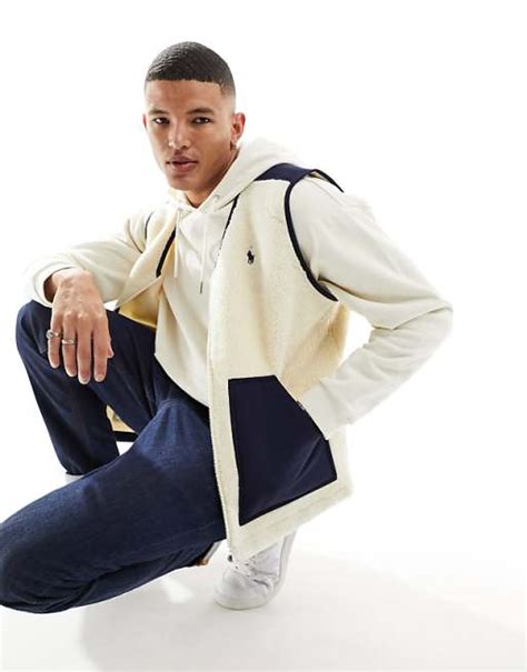 Polo Ralph Lauren Bodywarmer Van Borg Met Icoonlogo In Crème