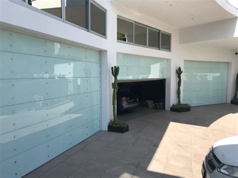 Stunning And Unique Roll Up Doors