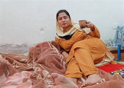 Abida Hussain Abida Hussain Added A New Photo