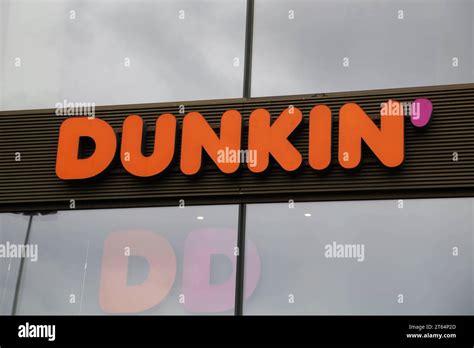 Logo Della Dunkin Donuts Dunkin Guidelines Behance
