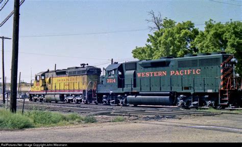 Like An Oracle For The Future Wp Gp40 3514 Is In Tow Of An Up Sd24