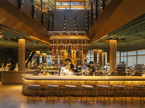 Inside The Worlds Largest Starbucks In Chicago