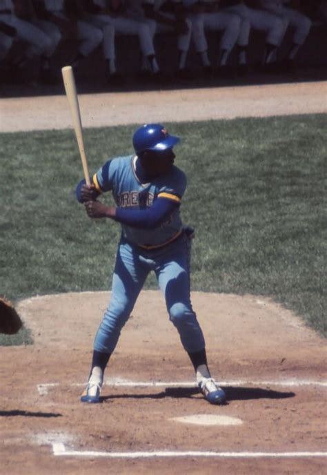 Pin On Hank Aaron And Willie Mays