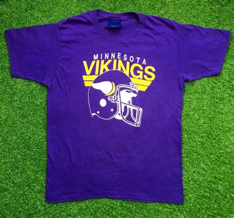 Vintage Minnesota Vikings Nfl T Shirt Big Logo Unique Tee 1980s Like