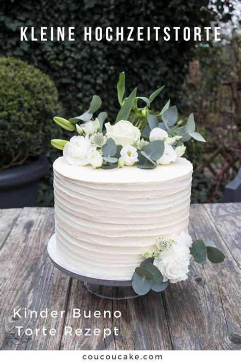 Kleine Hochzeitstorte Mit Blumen Coucoucake Cake And Baking Blog Rezept Hochzeitstorte