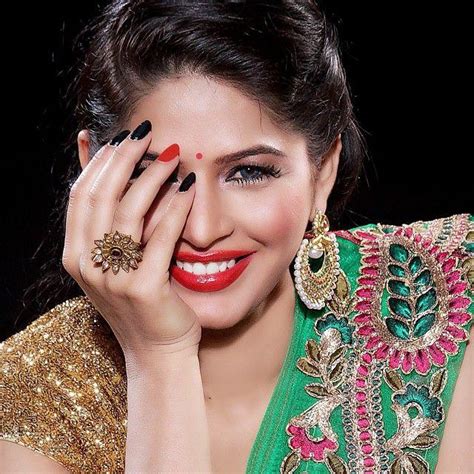 Bollywood Actress Komal Thacker Latest Hot And Spicy Photo St