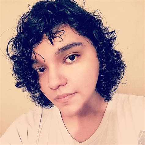 Midnight Selfie Scrolller