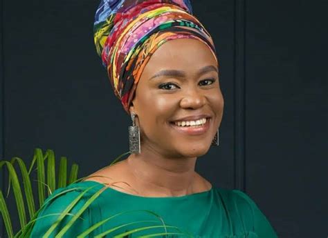 Women Shouldnt Always Rely On Boyfriends Financially Sola Allyson