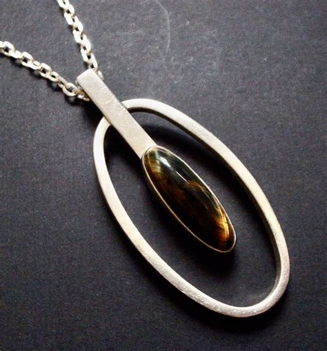 Sidney Beddall Tiger Eye Set Silver Modernist Pendant On A Chain Sheffield 1975 Ref S933