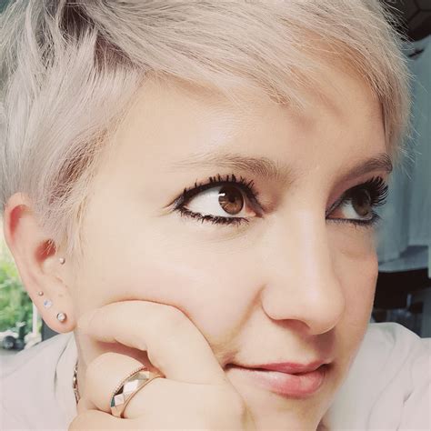 Julia Sieberts Instagram Twitter And Facebook On Idcrawl