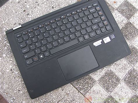 Lenovo Yoga Review Ubergizmo