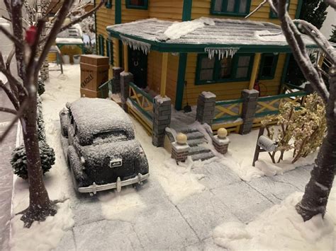 A Christmas Story House Man Makes Mini Replica