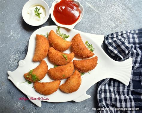 Prawn Rissois Recipe Recipes Half Moon Pie Recipe Rissoles Recipe